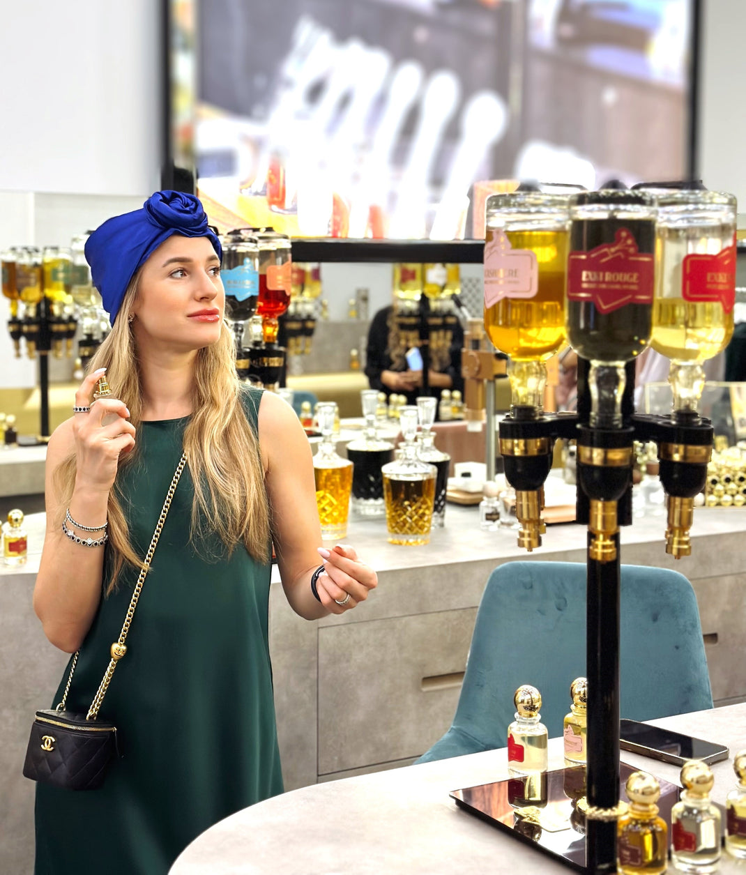 Make Your own Perfume in Dubai | LE BAR À PARFUMS THE PERFUME BAR – The ...