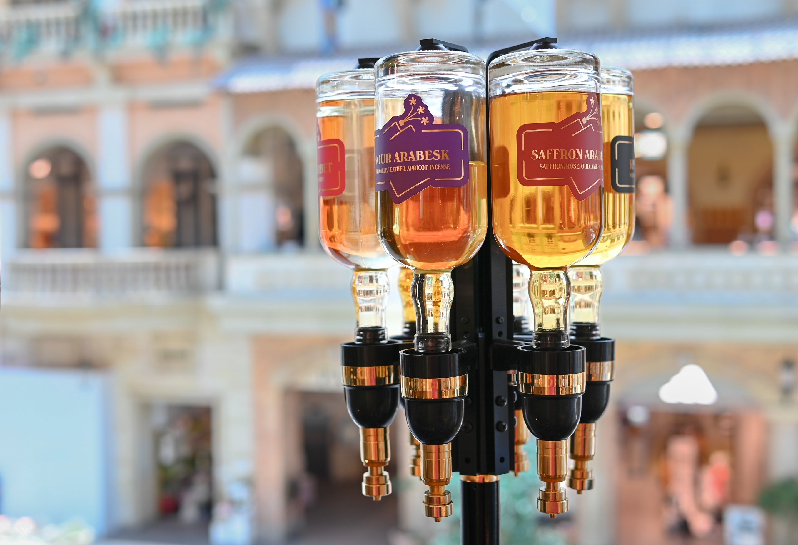 Make Your own Perfume in Dubai | LE BAR À PARFUMS THE PERFUME BAR – The ...